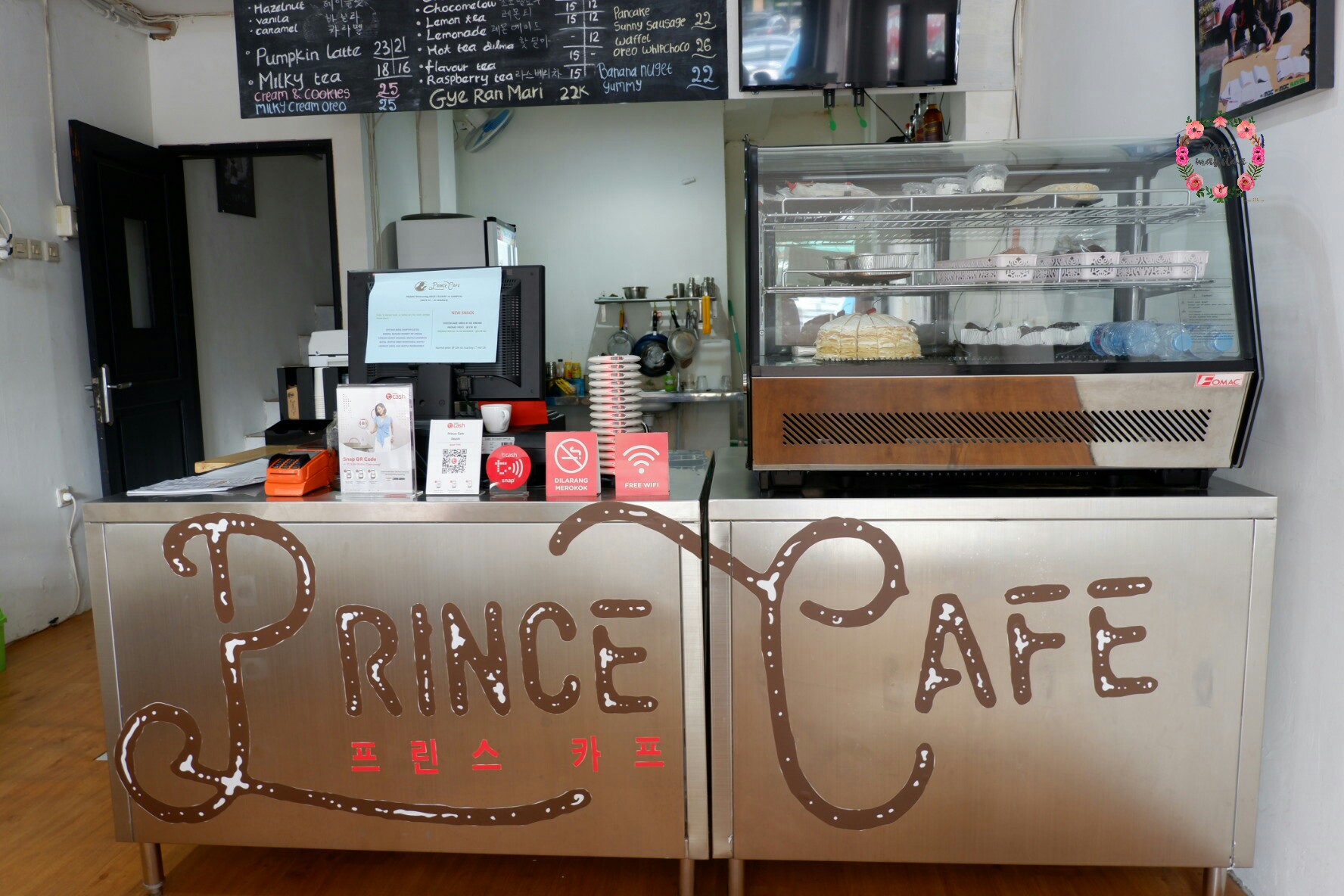 Prince Cafe : Minimalist Korean Coffee Shop (Review) | Riana Mahilda ...